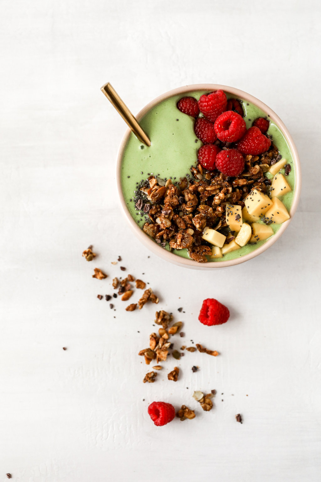 Tropical Matcha Smoothie Bowl with Pineapple — Jessi's Kitchen